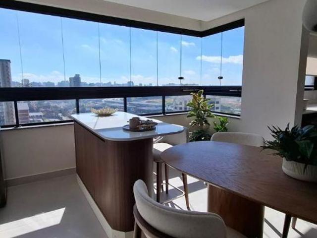 Apartamento com 3 Dormitórios varanda gourmet 2 vagas em andar alto próximo ao Carrefour