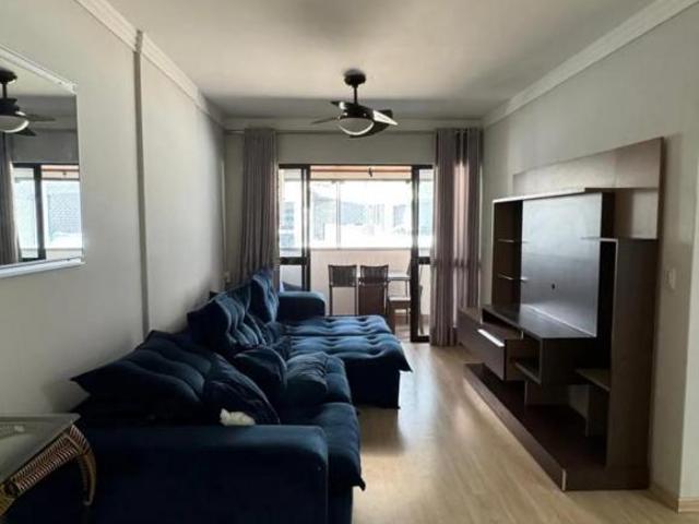 Apartamento com 3 dormitórios Zona 01