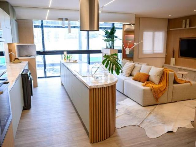 Apartamento com 3 dormitórios à venda na planta no Campo Comprido, em Curitiba/PR