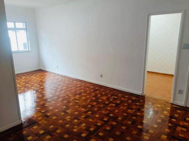 Apartamento com 3 dormitórios à venda na Pompéia!