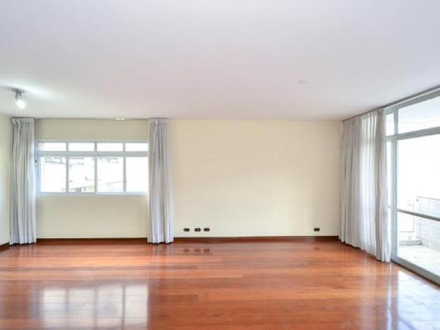 Apartamento com 3 dormitorios a venda na Santa Cecília
