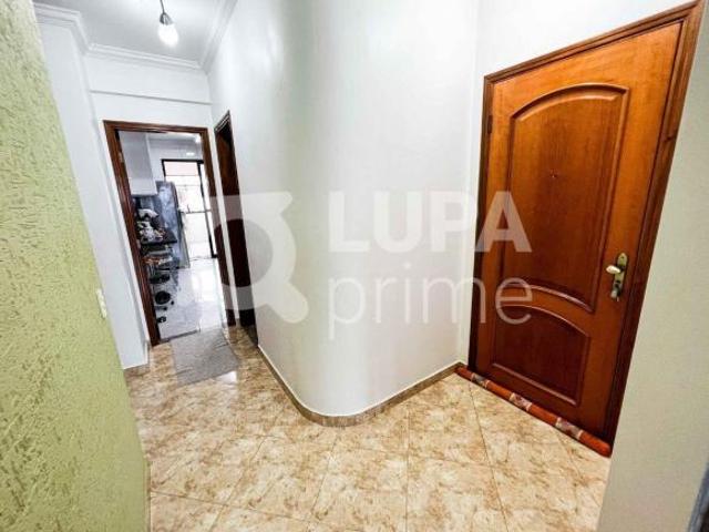Apartamento com 3 dormitórios à venda na Vila Milton Guarulhos