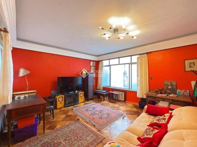 Apartamento com 3 quaros, 1 vaga de garagem à venda no Bom Fim