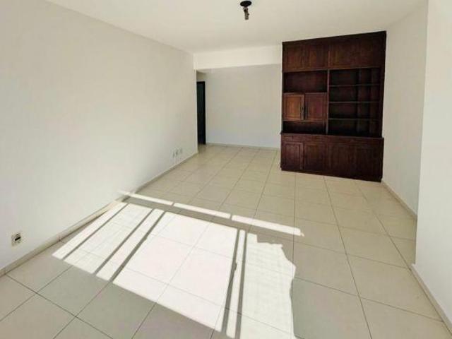 Apartamento com 3 dormitórios à venda no Boqueirão