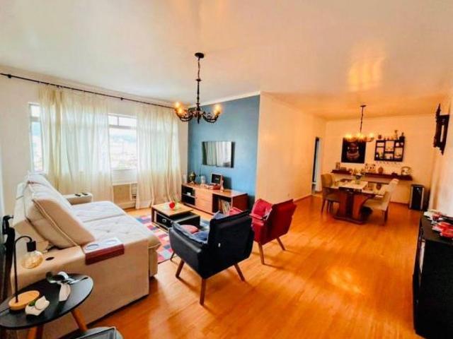 Apartamento com 3 dormitórios à venda no Gonzaga!