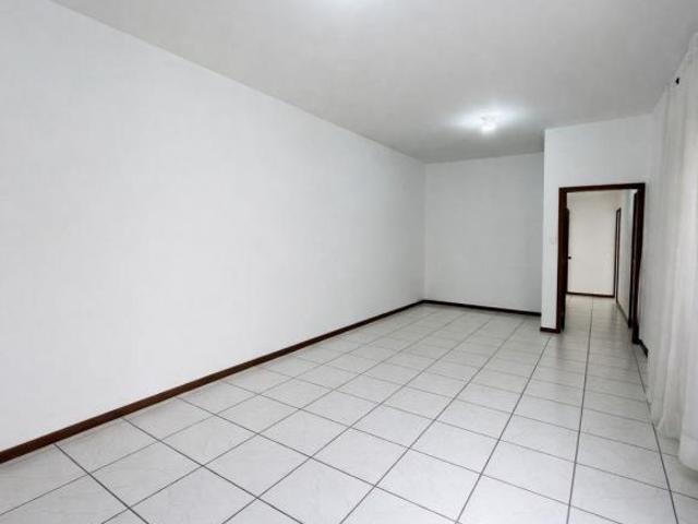 Apartamento com 3 dormitórios à venda no Gonzaga!