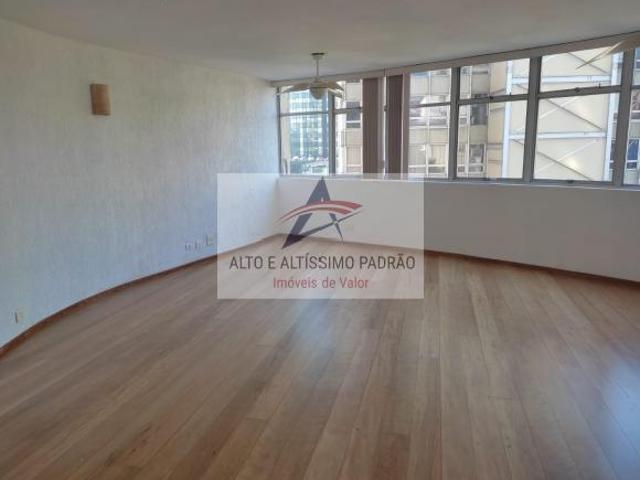 Apartamento com 3 dormitórios a venda no Jardim Europa