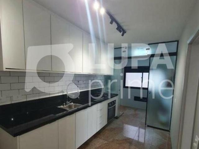 Apartamento com 3 dormitórios à venda no JD. Anália Franco