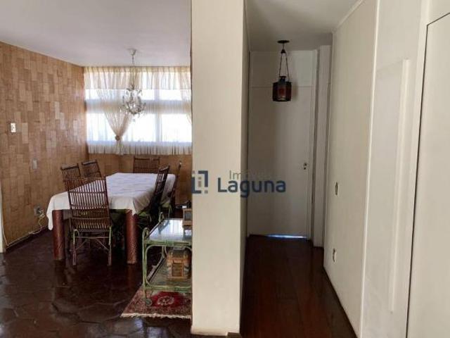 Apartamento com 3 dormitórios à venda com 200 m2 3 dormitórios sendo 1 suíte Edifício Agapantos,S
