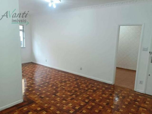Apartamento com 3 dormitórios à venda com garagem fechada Pompéia Santos/SP