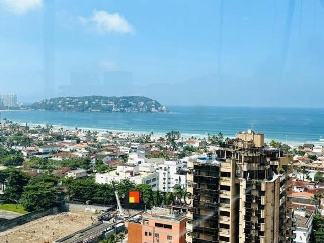 Apartamento com 3 dormitorios a venda em Guaruja