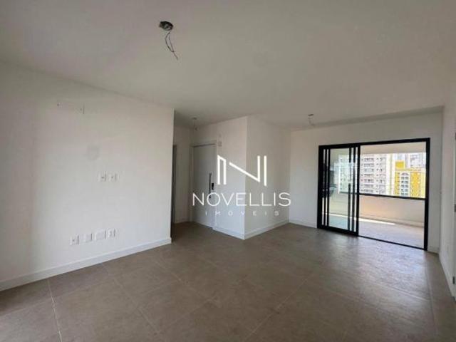 Apartamento com 3 dormitórios à venda Jardim Apolo São José dos Campos/SP