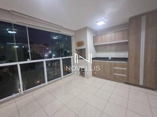 Apartamento com 3 dormitórios à venda Jardim Califórnia Jacareí/SP