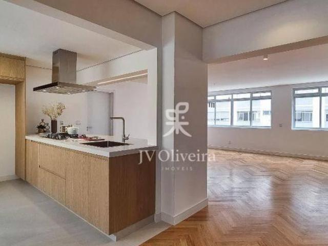 Apartamento com 3 dormitórios à venda Jardim Paulista