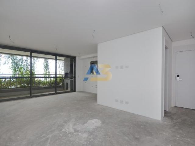 Apartamento com 3 dormitórios à venda por R$ 1.223.000 Centro Curitiba/PR