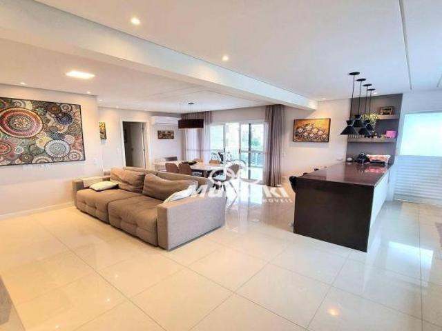 Apartamento com 3 dormitórios à venda por R$ 1.320.000,00 Centro Guaratuba/PR