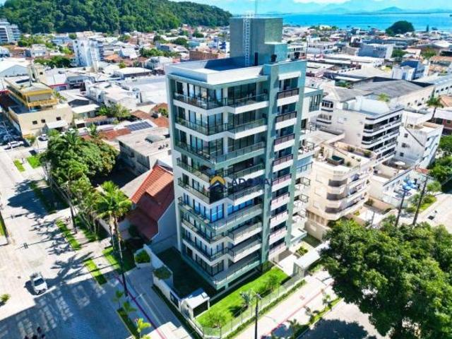 Apartamento com 3 dormitórios à venda por R$ 1.790.000,00 Centro Guaratuba/PR