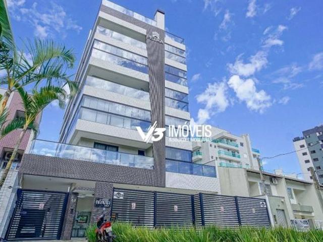 Apartamento com 3 dormitórios à venda por R$ 2.100.000,00 Caiobá Matinhos/PR