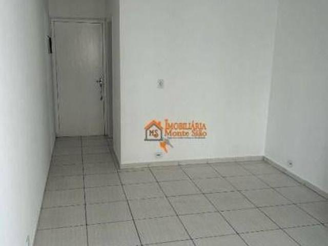 Apartamento com 3 dormitórios à venda por R$ 390.000,00 Jardim Testae Guarul