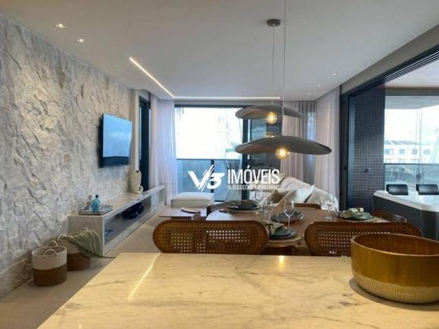 Apartamento com 3 dormitórios à venda por R$ 4.335.000,00 Centro Guaratuba/PR