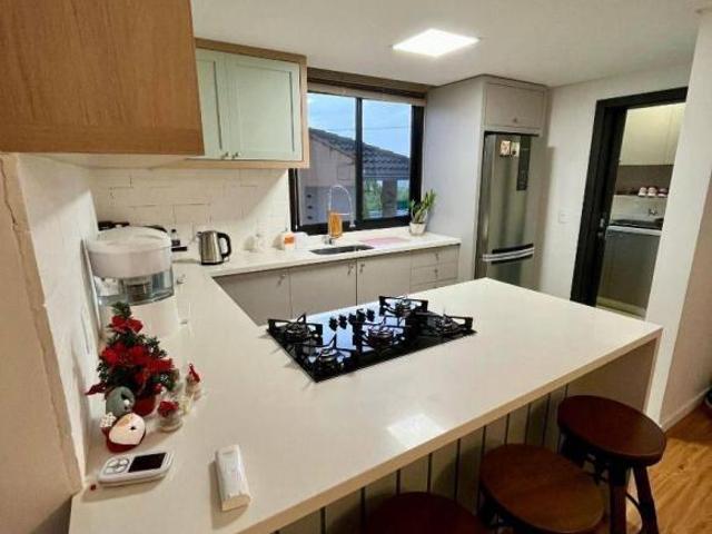 Apartamento com 3 dormitórios à venda por R$ 600.000,00 Pacaembu Cascavel/PR
