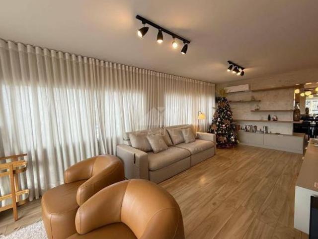 Apartamento com 3 dormitórios à venda por R$ 800.000,00 Edifício Augusto Araújo Foz do Iguaçu/PR