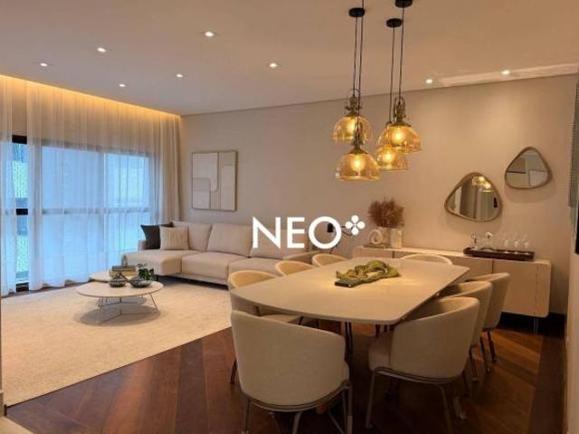 Apartamento com 3 dormitórios à venda, 143 m² por R$ 1.850.000,00 Aparecida Santos/SP