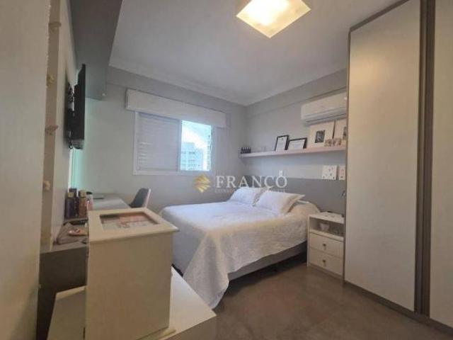 Apartamento com 3 dormitórios à venda, 143 m² por R$ 980.000,00 Jardim Eulália Taubaté/SP