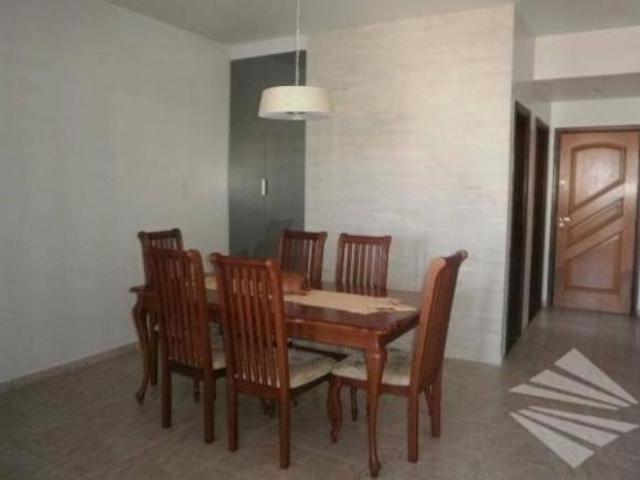 Apartamento com 3 dormitórios à venda, 140 m² Centro Taubaté/SP