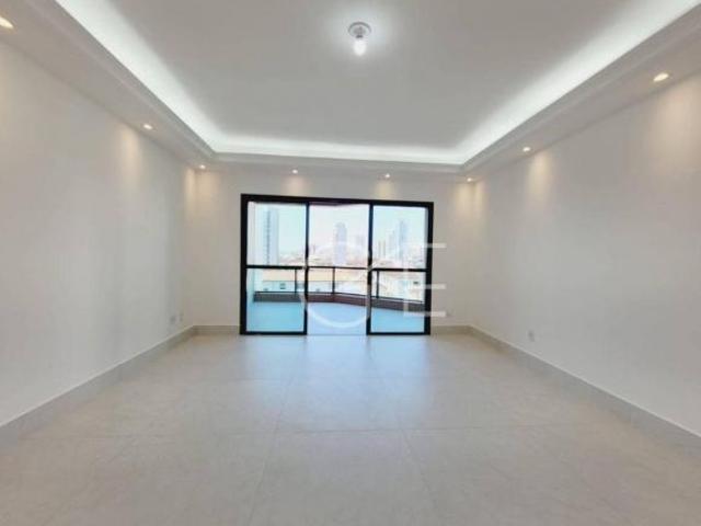 Apartamento com 3 dormitórios à venda, 140 m² por R$ 1.490.000,00 Boqueirão Santos/SP