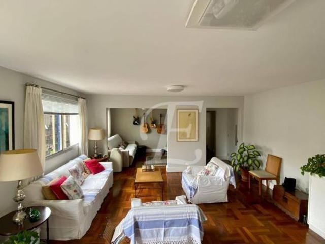 Apartamento com 3 dormitórios à venda, 140 m² por R$ 1.800.000,00 Jardim Paulista São Paulo/SP