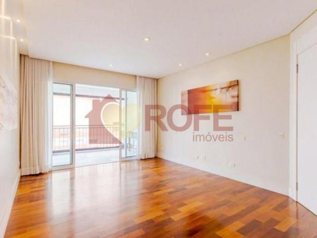 Apartamento com 3 dormitórios à venda, 140 m² por R$ 2.400.000,00 Moema São Paulo/SP