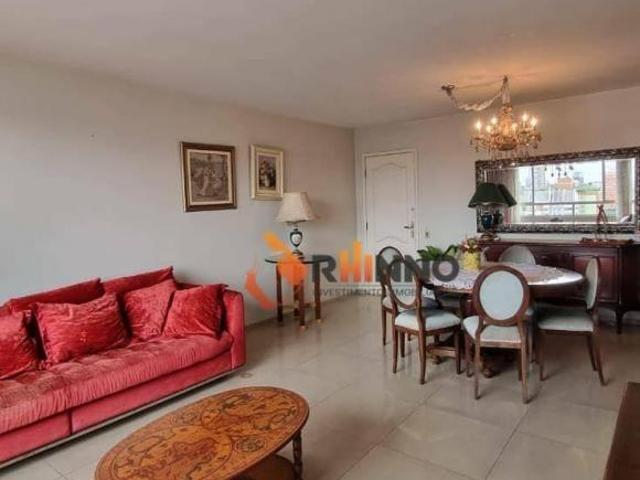 Apartamento com 3 dormitórios à venda, 142 m² por R$ 795.000,01 Centro Curitiba/PR