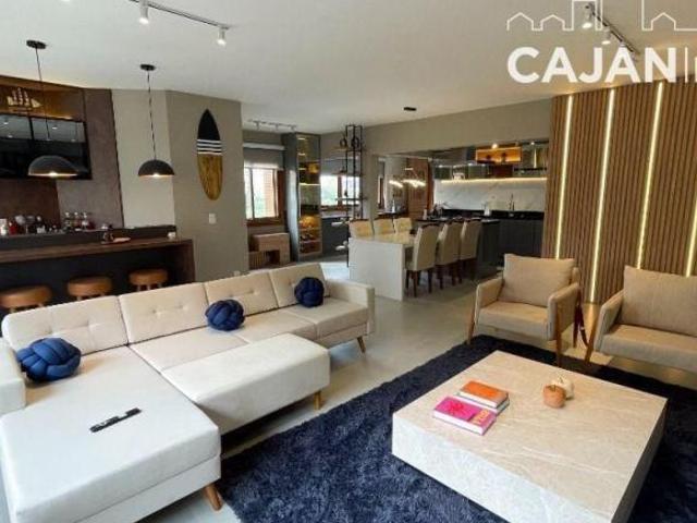 Apartamento com 3 dormitórios à venda, 147 m² por R$ 1.680.000 Petrópolis Porto Alegre/RS