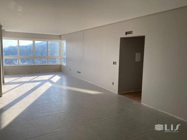 Apartamento com 3 dormitórios à venda, 145 m² por R$ 1.275.000 Vale Esquerdo Dois Irmãos/RS