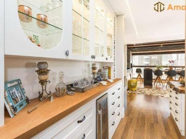 Apartamento com 3 dormitórios à venda, 145 m² por R$ 2.600.000,00 Água Verde Curitiba/PR
