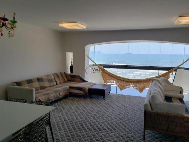 Apartamento com 3 dormitórios à venda, 148 m² por R$ 1.900.000,00