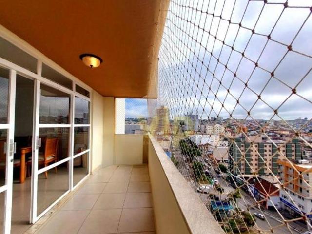 Apartamento com 3 dormitórios à venda, 148 m² por R$ 780.000,00 Centro Pouso Alegre/MG