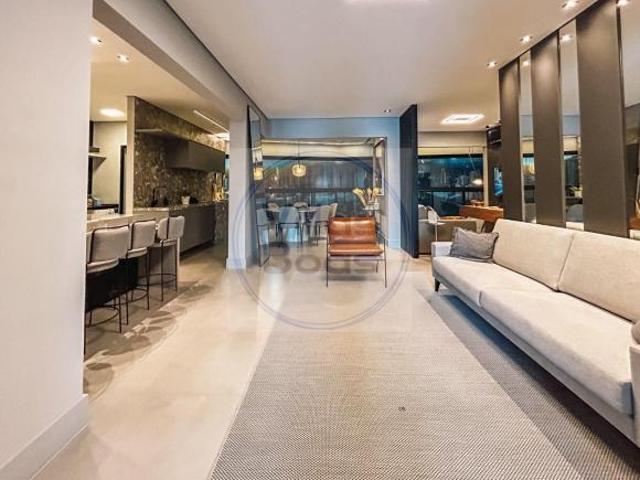 Apartamento com 3 dormitórios à venda, 149 m² por R$ 2.450.000,00 Jardim Aquarius São José dos C