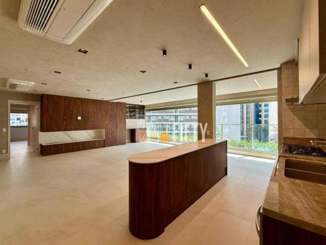 Apartamento com 3 dormitórios à venda, 149 m² por R$ 6.000.000,00 Moema São Paulo/SP