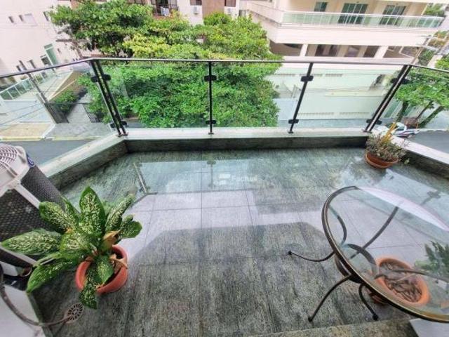 Apartamento com 3 dormitórios à venda, 153 m² por R$ 650.000,00 Enseada Guarujá/SP