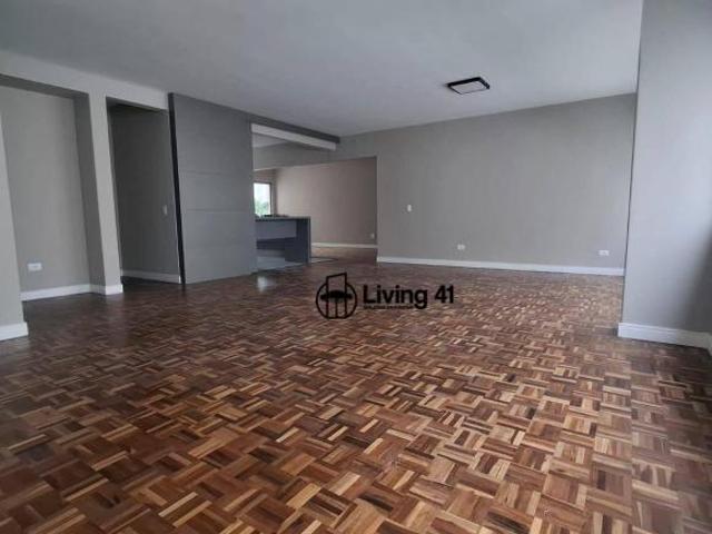 Apartamento com 3 dormitórios à venda, 150 m² por R$ 1.340.000,00 Batel Curitiba/PR