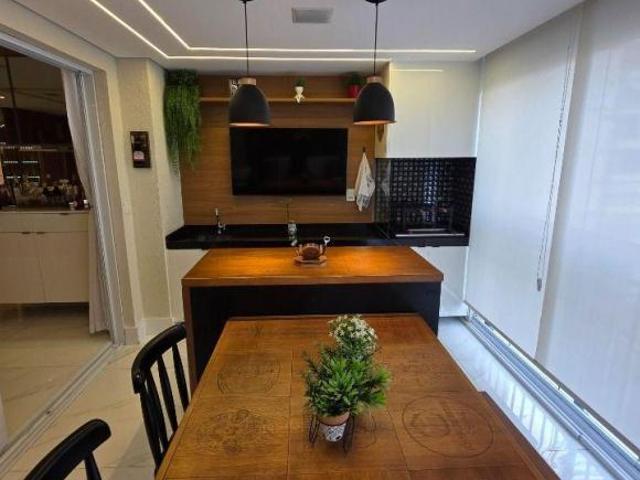 Apartamento com 3 dormitórios à venda, 154 m² por R$ 2.530.000,00 Jardim Flor da Montanha Guarul