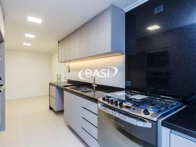 Apartamento com 3 dormitorios a venda, 158 m2 Agua Verde Curitiba/PR