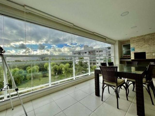 Apartamento com 3 dormitórios à venda, 158 m² por R$ 1.300.000,00 Enseada Guarujá/SP