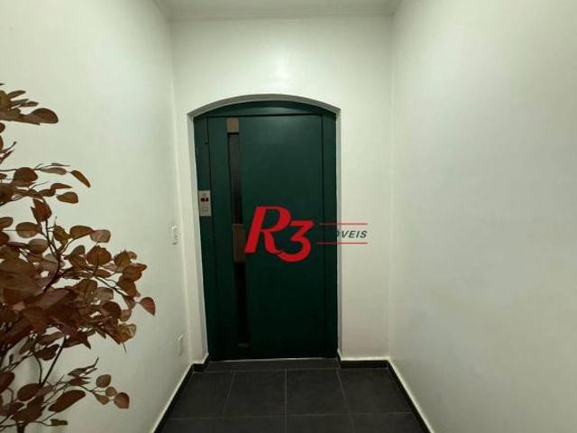 Apartamento com 3 dormitórios à venda, 159 m² por R$ 950.000,00 Boqueirão Santos/SP
