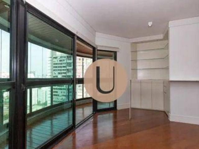 Apartamento com 3 dormitórios à venda, 160 m² por R$ 2.180.000,00 Brooklin São Paulo/SP