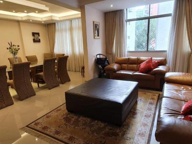 Apartamento com 3 dormitórios à venda, 160 m² por R$ 2.300.001,00 Jardim Paulista São Paulo/SP