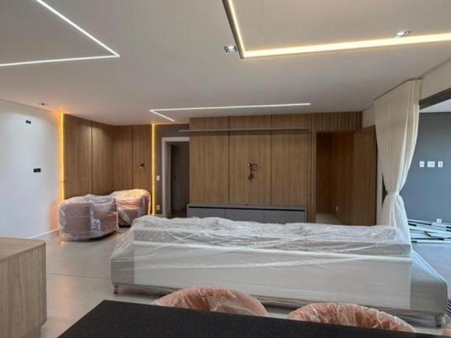 Apartamento com 3 dormitórios à venda, 161 m² por R$ 2.500.000 Zona 03 Maringá/PR