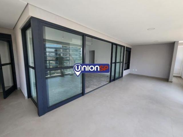 Apartamento com 3 dormitórios à venda, 162 m² por R$ 3.700.000,00 Chácara Santo Antônio São Paul